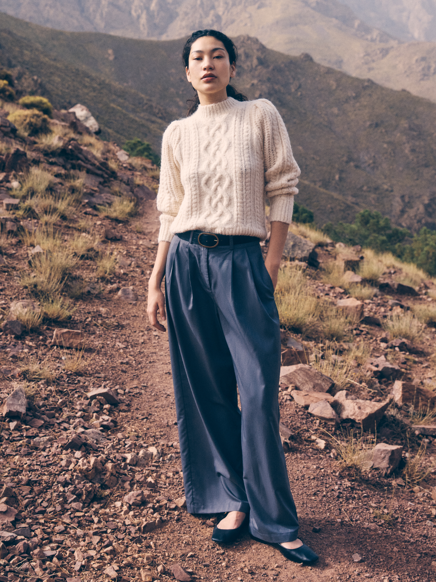 Chunky Cable Knit Jumper | Apricot Clothing